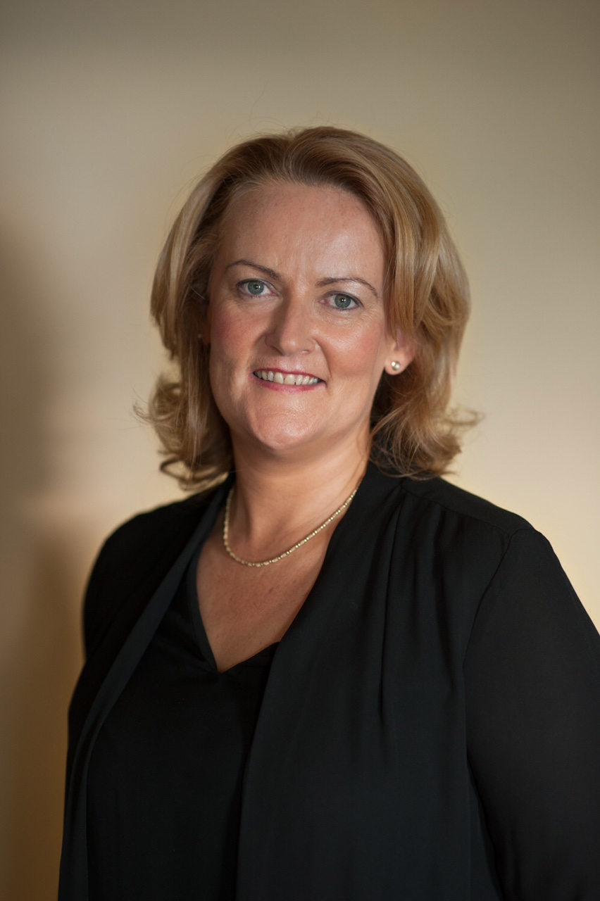 An Interview With Olive Collins, Author Of The Tide Between Us | Linda ...